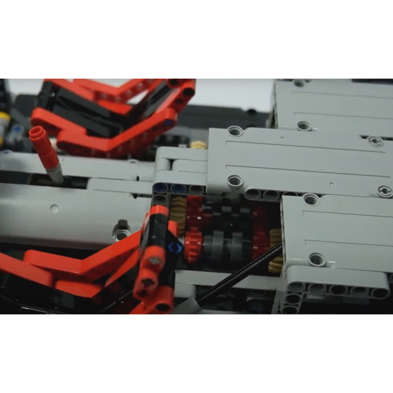 MOC-104560 1:8 Scale Supercar Chassis with Removable Engine – godbricks